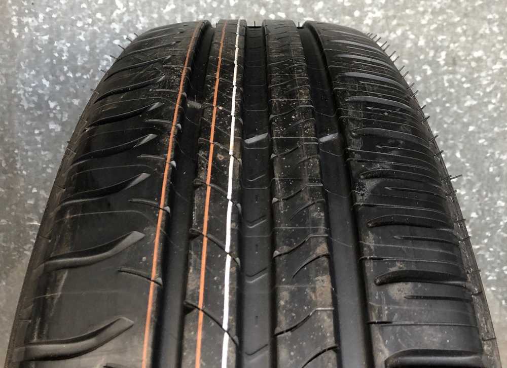 Michelin Energy Saver 205/55 R16 94V XL - Pneucentrum Bílina